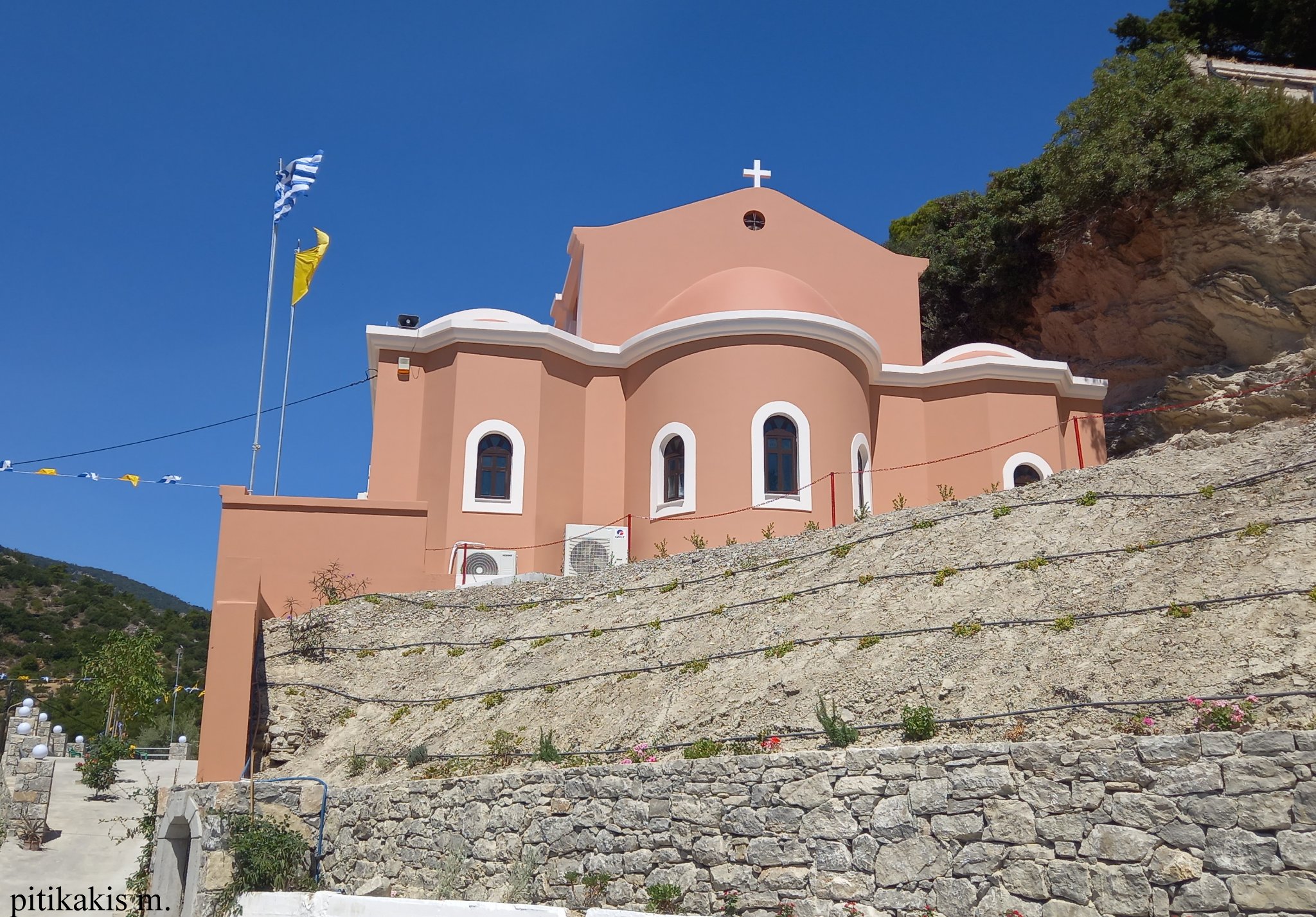 ΕΓΚΑΙΝΙΑ ΤΗΣ ΑΓΙΑΣ ΤΡΙΑΔΑΣ - Βερενίκη News